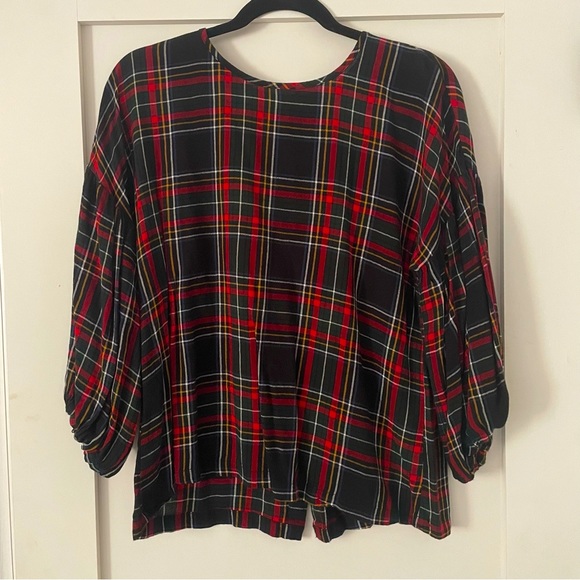 LOFT | Tops | Loft Plaid Festive Top | Poshmark